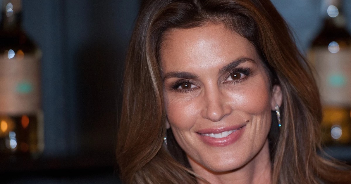 "En un traje de baño picante y sin maquillaje": Fotos raras en bikini de Cindy Crawford, de 58 ...