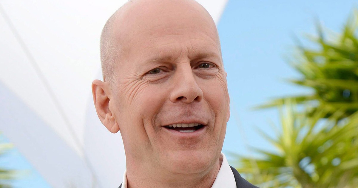 "Todavía me recuerda". La esposa de Willis, que está debilitado ...