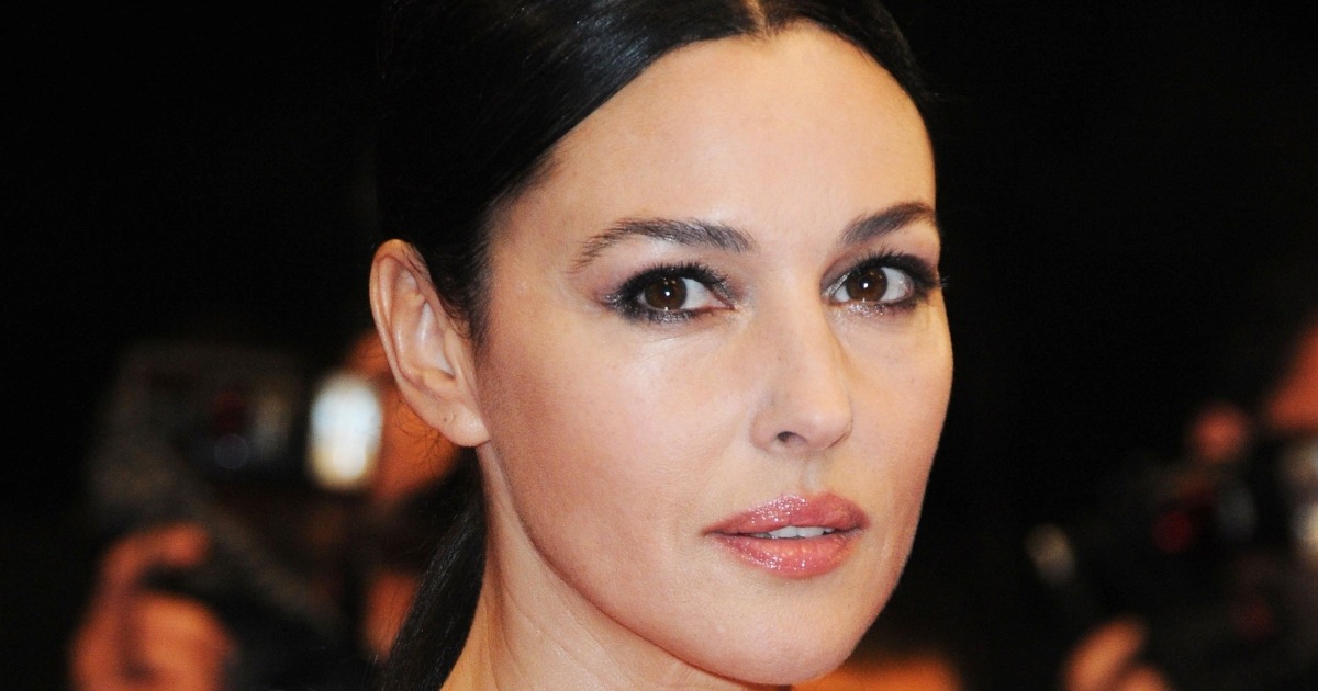 "La mujer más encantadora del siglo": Monica Bellucci, de 59 años ...