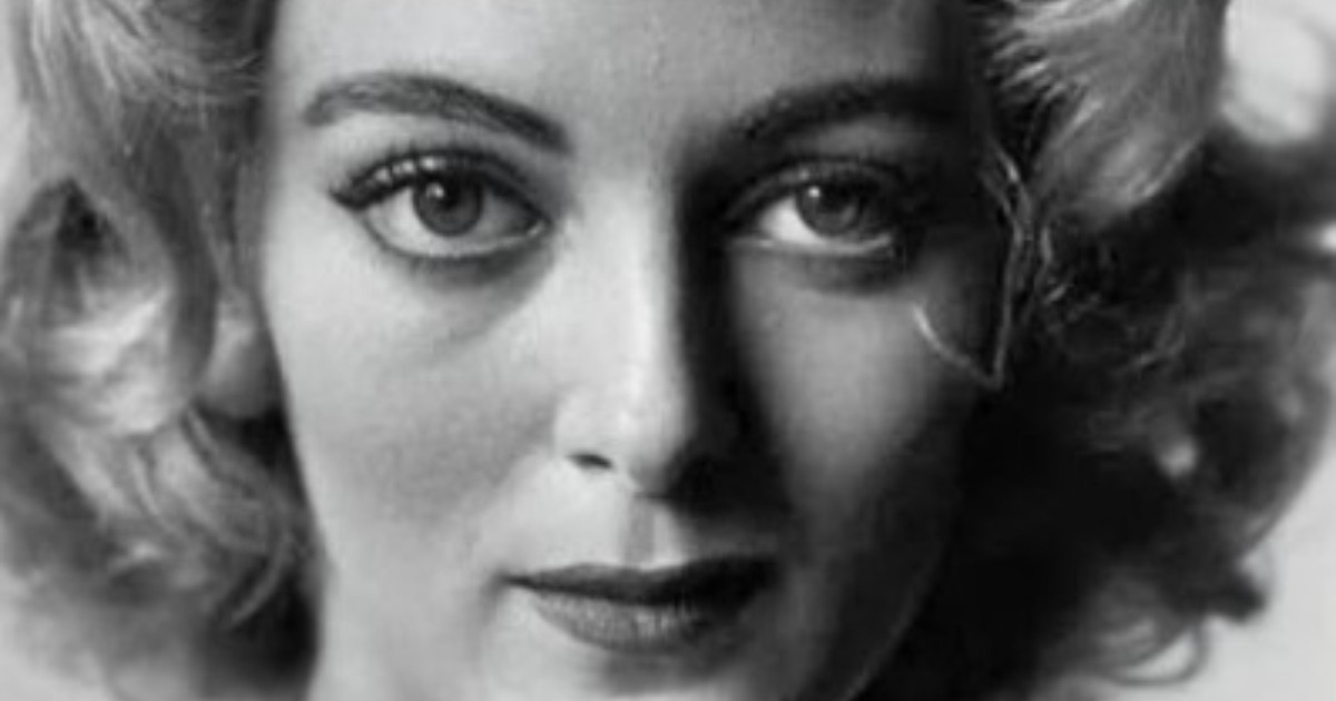 A los 93 años, posa desnuda y brilla en la pasarela: ¿Cómo luce ahora ...